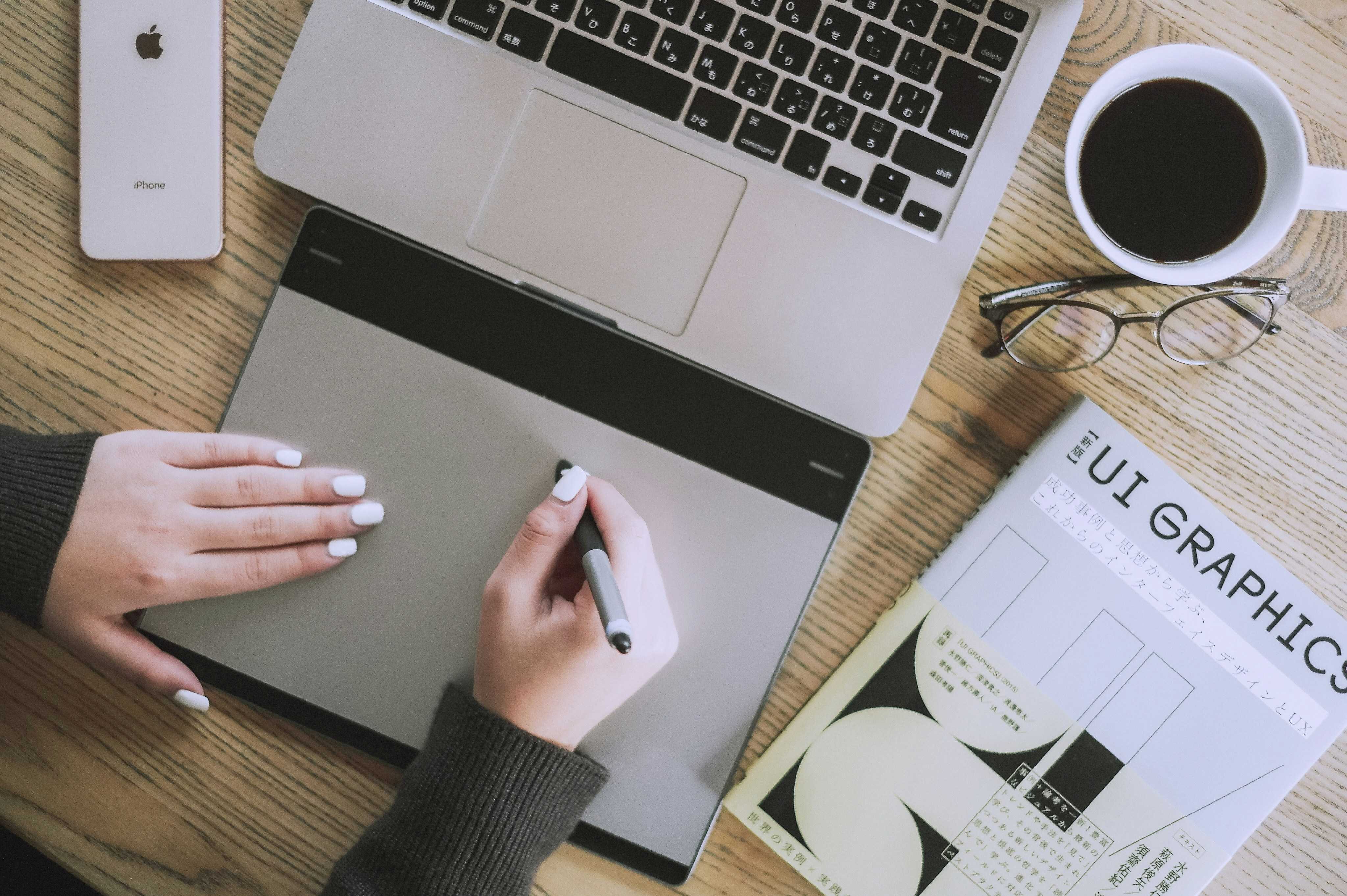 How Comments & Annotations Make Team Communication More Efficient: Features & Practice Analysis ...