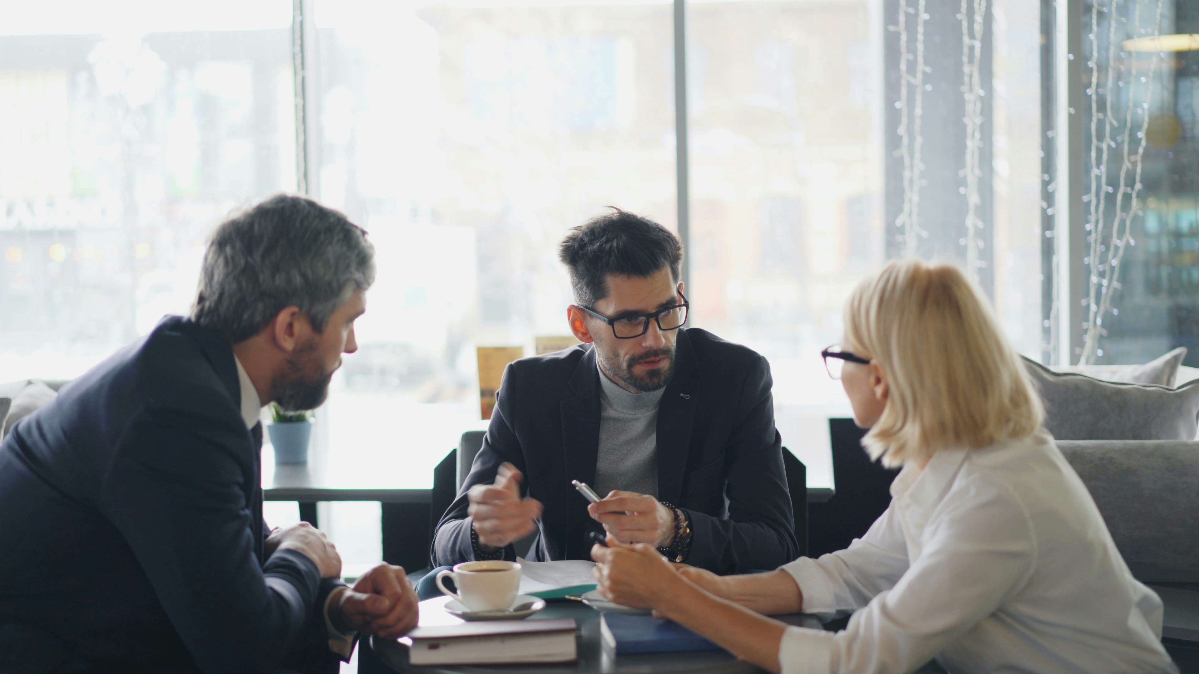 How Enterprises Choose DAM in 2025: Real Selection Trends & Insights ...